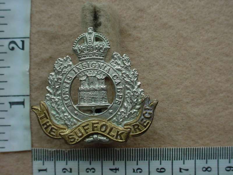 10575 The Suffolk Regiment cap badge (Ref. BBA 168) | SA Militaria